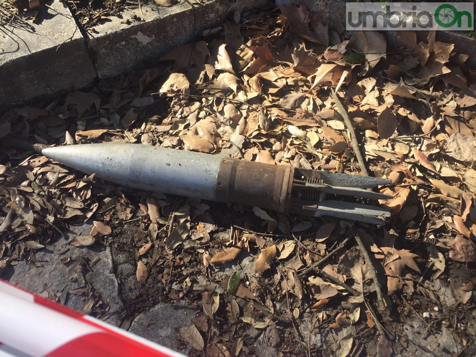 Terni, ordigno bellico nel parco pubblico - UmbriaON