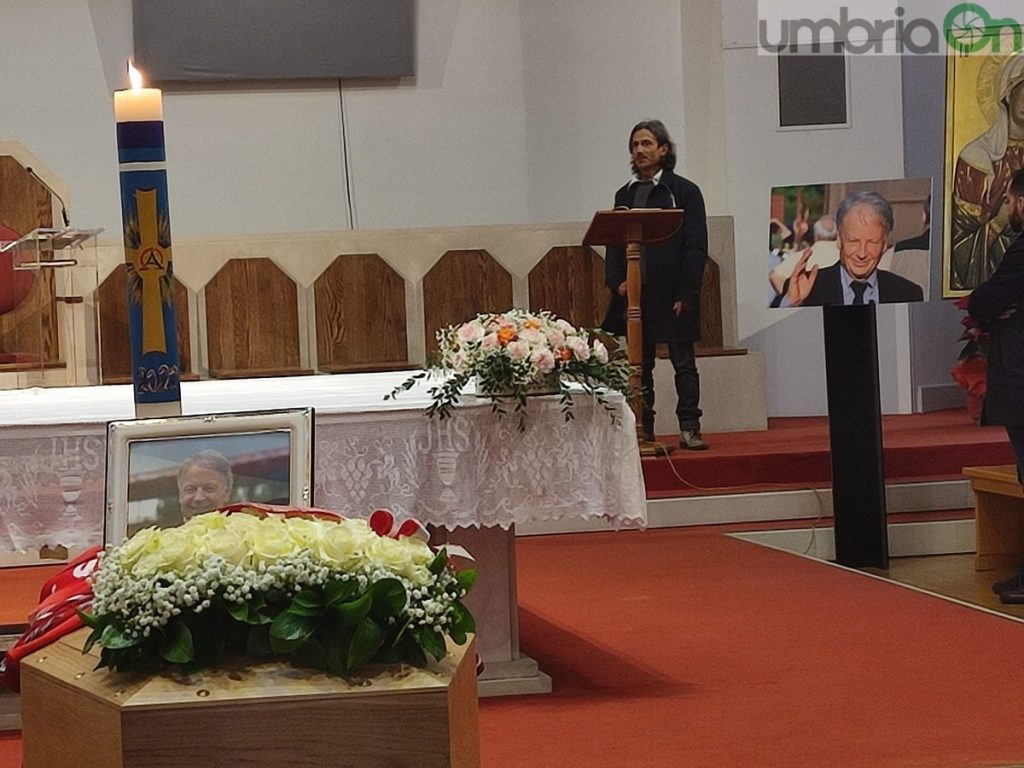 Perugia dice addio a Ilario Castagner - Le immagini del funerale - UmbriaON