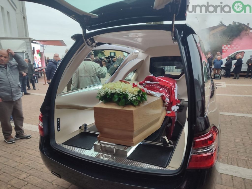 Perugia dice addio a Ilario Castagner - Le immagini del funerale - UmbriaON