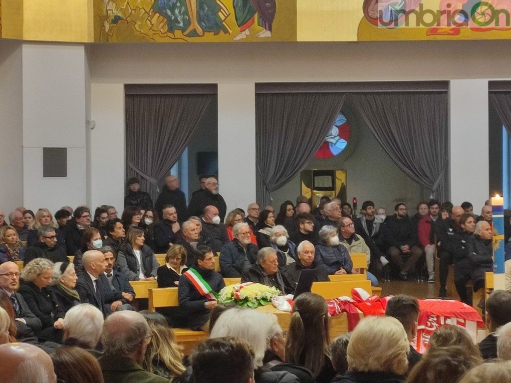 Perugia dice addio a Ilario Castagner - Le immagini del funerale - UmbriaON