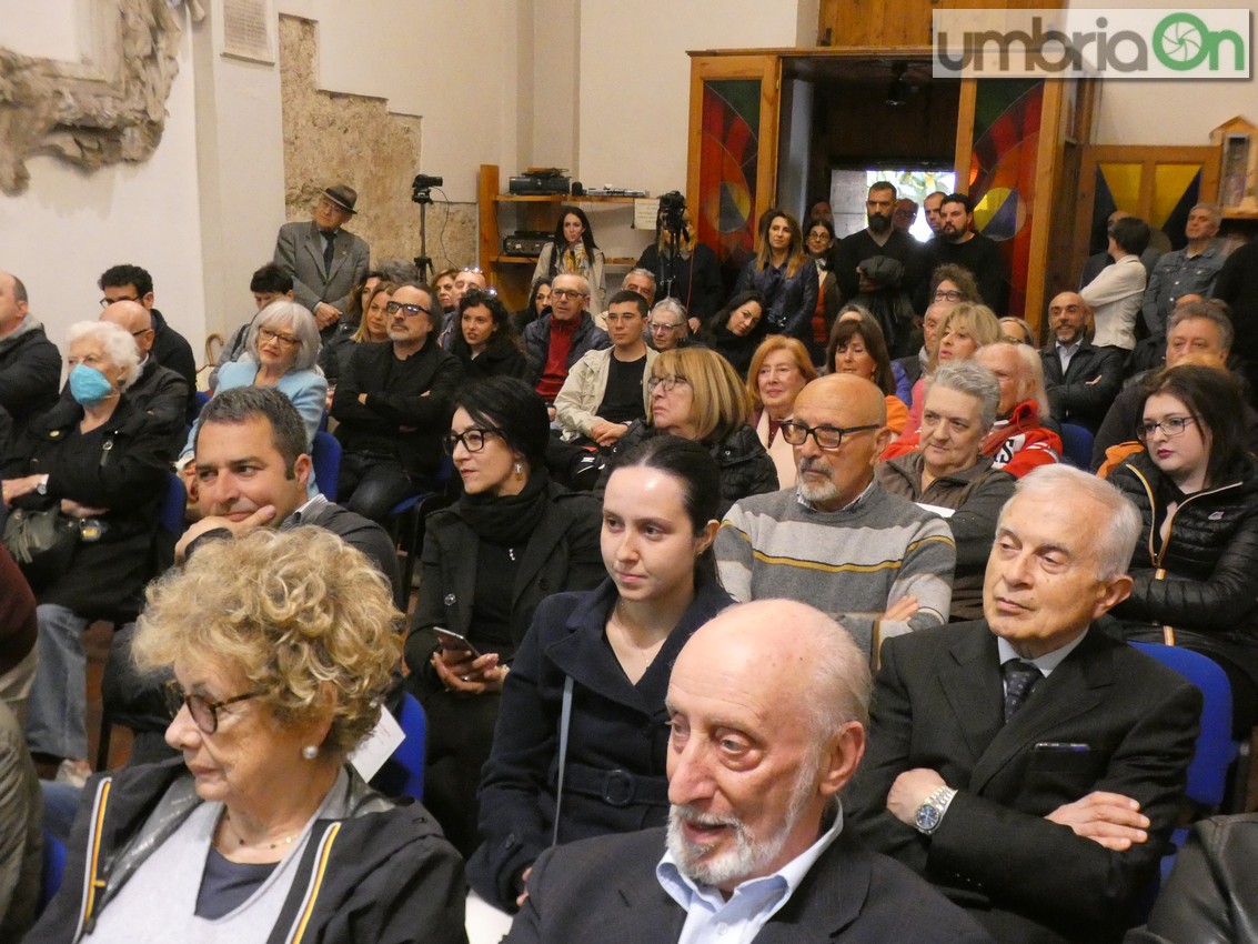 Terni, l'ex vicesindaco Giuli e il manuale di non sopravvivenza ...