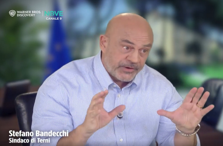 Crozza imita Bandecchi: l'effetto è esilarante - Il video - UmbriaON