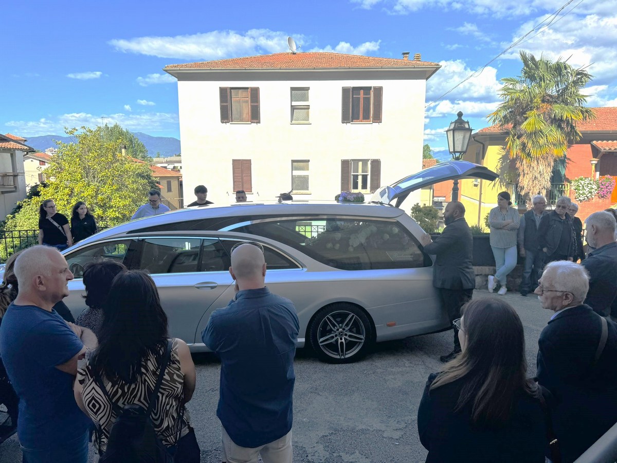 Narni: in tanti per l'ultimo saluto a Luisella Pallozzi - UmbriaON