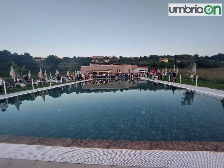 Amelia, inaugurata la piscina ‘Bud Spencer’: presenti Terence Hill ed i ...