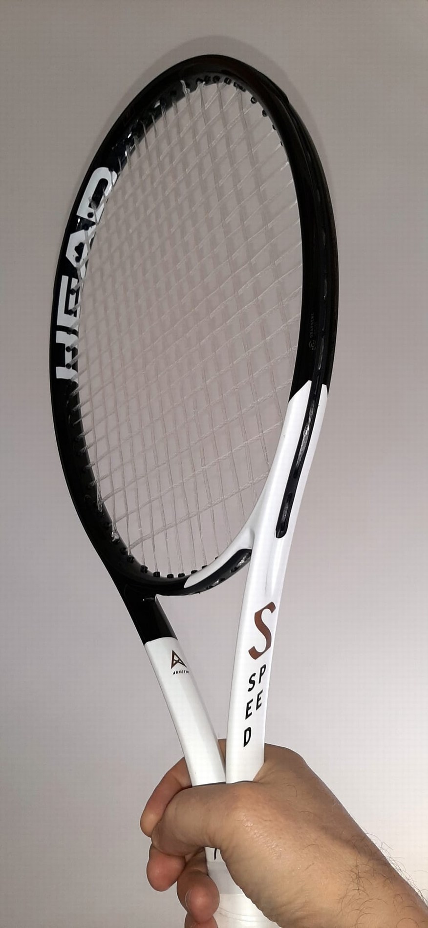 Tennis: corde piatte vs. corde tonde. La relazione di S. Manfroi - UmbriaON