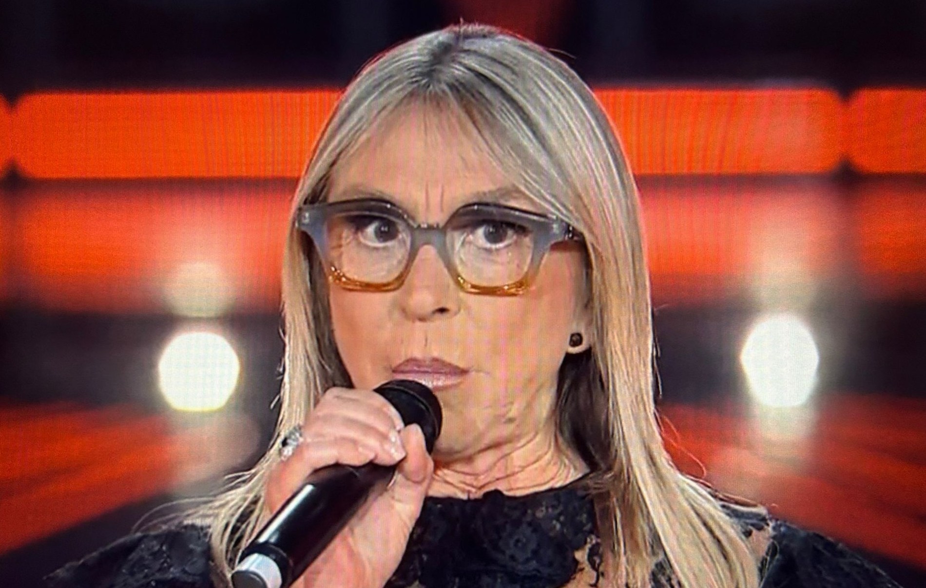 Terni: la storia di Maria e Laura emoziona a The Voice Senior. Nel ...